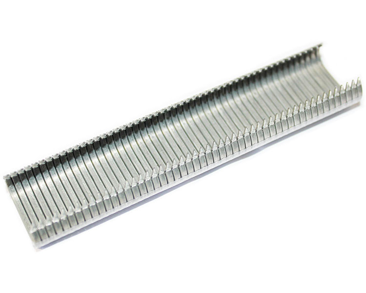 Hog Rings R8 (Pack Size - 2500)